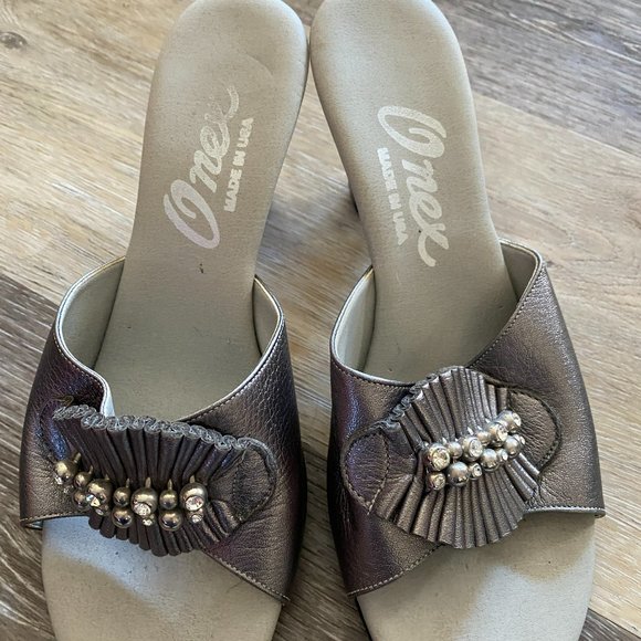 Onex | Shoes | Onex Shoes Italy 38 Heels Wedding Shoes Womens Size Us 7 ...